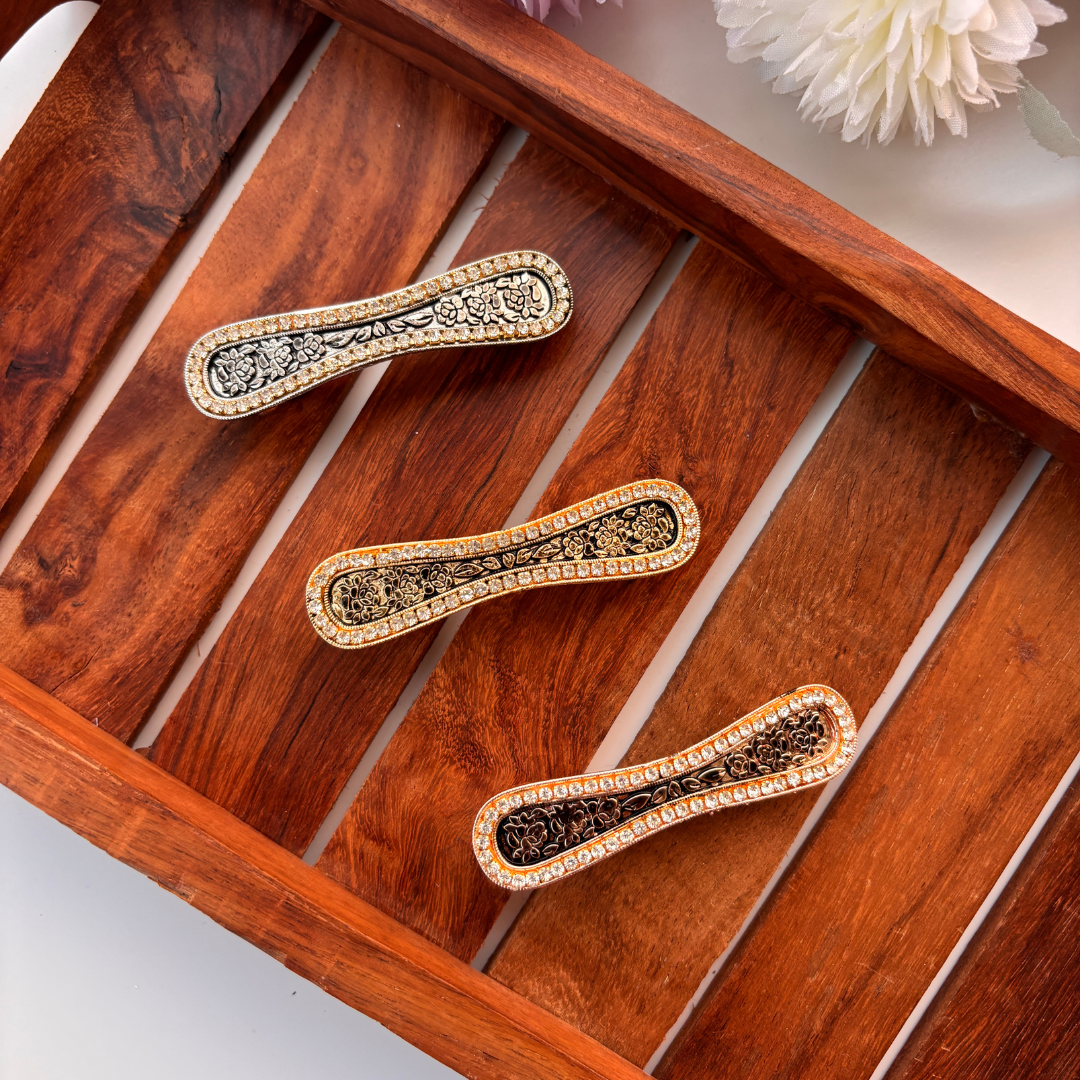 Classic Floral Curve Hair Clip – Hairbounce.in